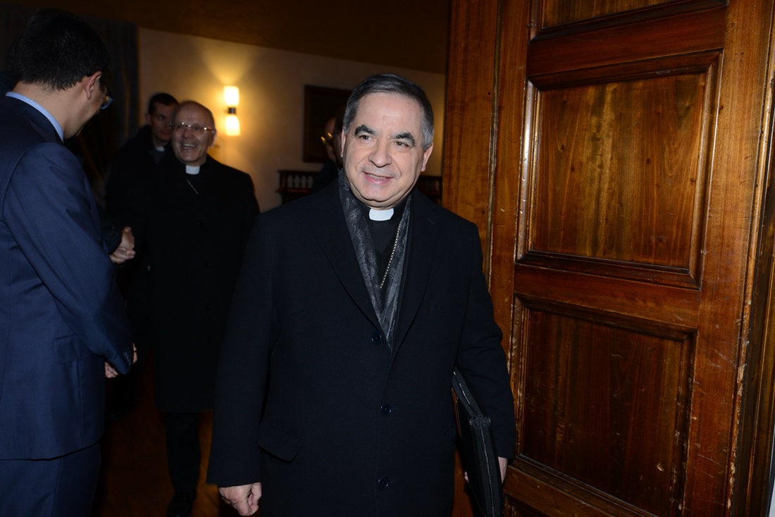 Angelo Becciu, nominato futuro cardinale da Papa Francesco, visto da ...