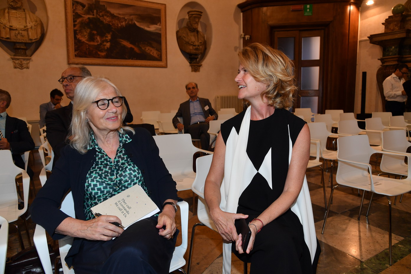 Ecco dove Pizzi ha pizzicato il generale Philip M. Breedlove. Le foto ...