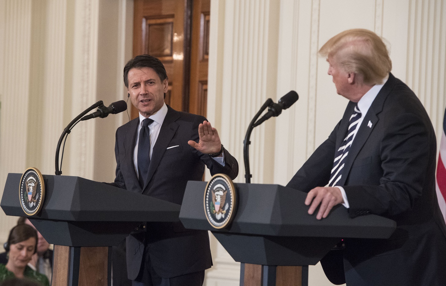 Biden o Trump? Deep State. Giannuli spiega la vera partita per l’Italia ... Biden o Trump? Deep State. Giannuli spiega la vera partita per l’Italia ...