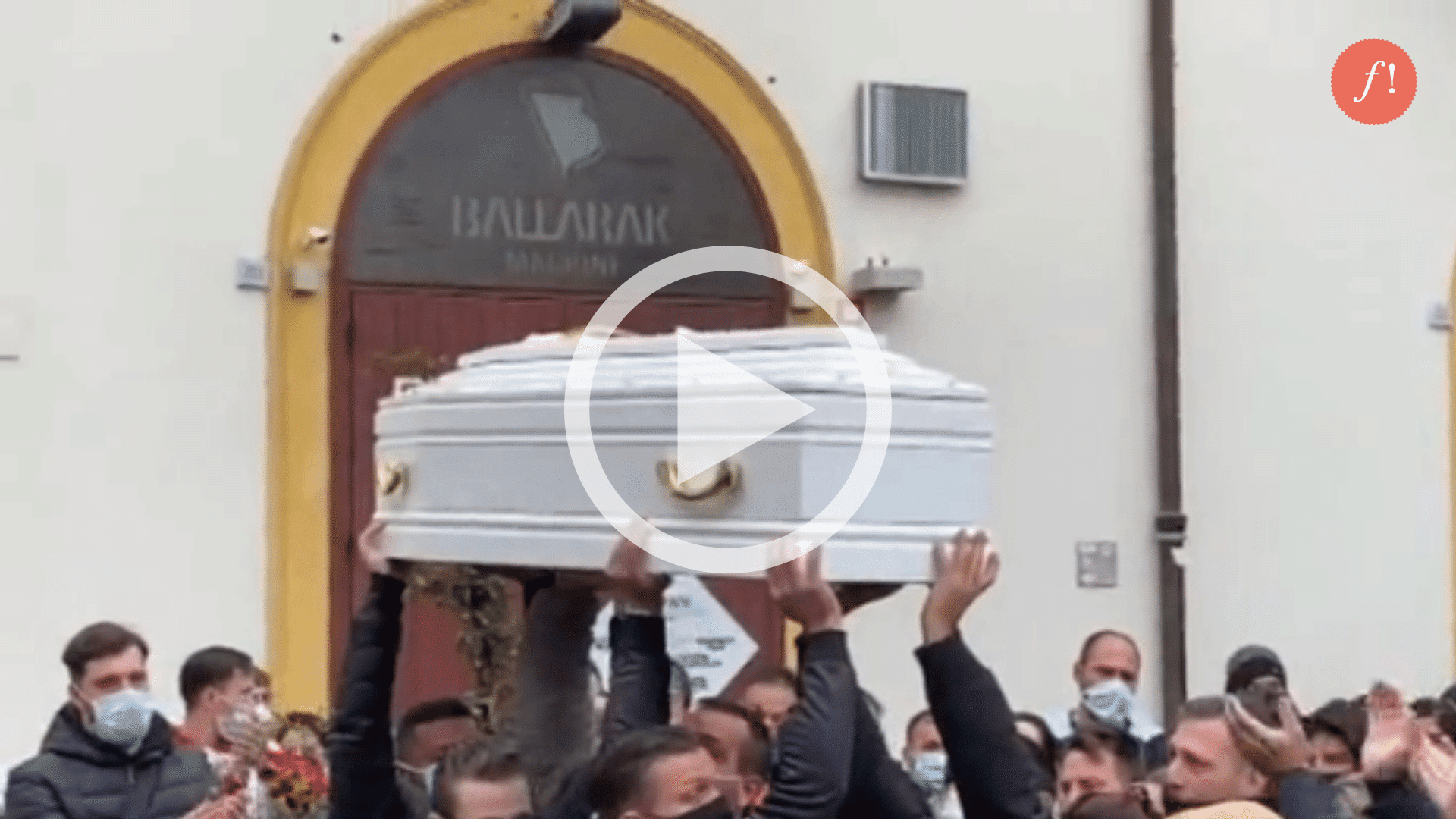 Palermo saluta la bambina morta per asfissia, TikTok sotto accusa. Il video