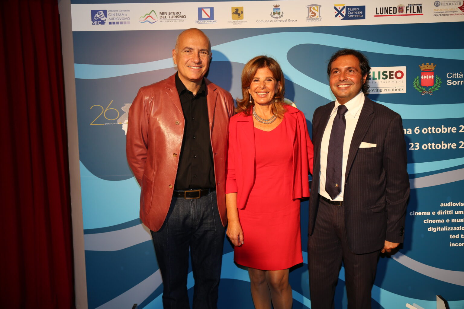 Premio Penisola Sorrentina Arturo Esposito a Elvira Frojo - Formiche.net Premio Penisola Sorrentina Arturo Esposito a Elvira Frojo - Formiche.net