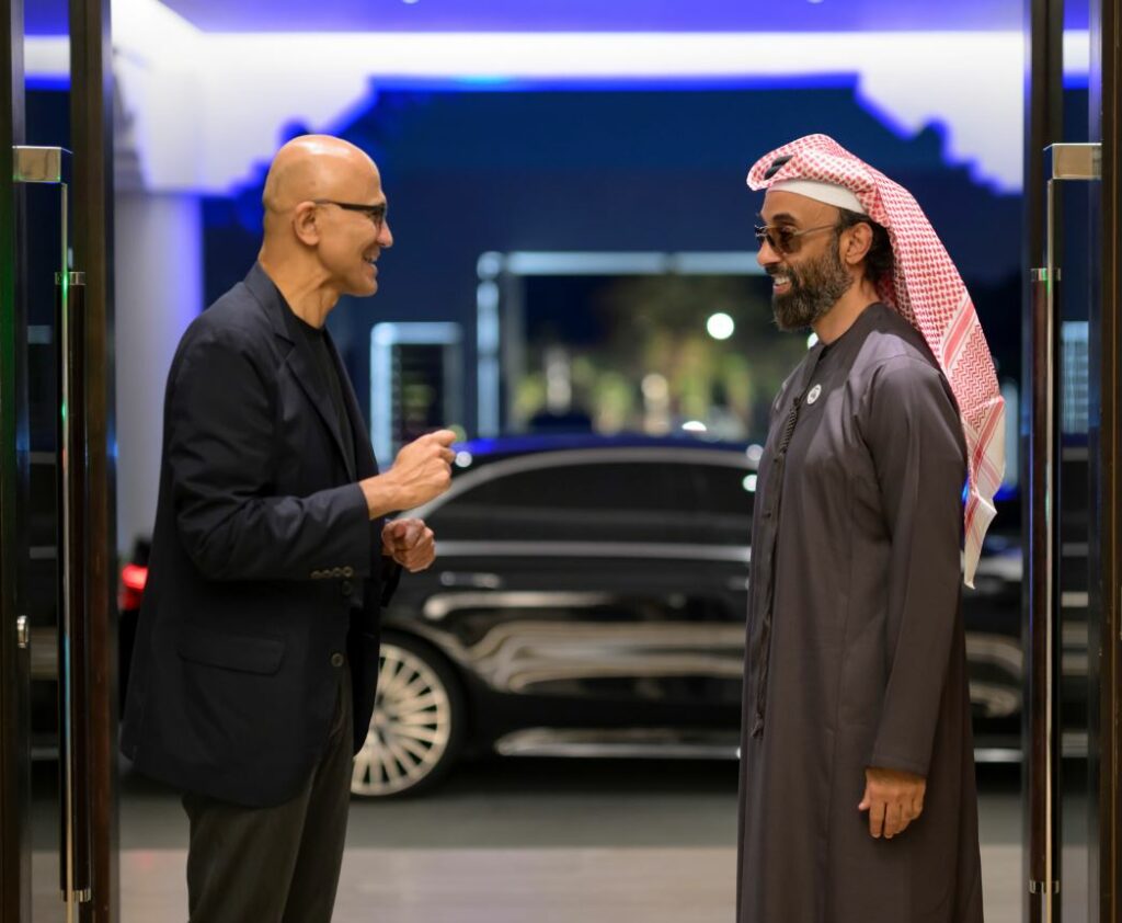 Dal petrolio all'IA. Chi è Tahnoon bin Zayed, l'uomo che sta ...