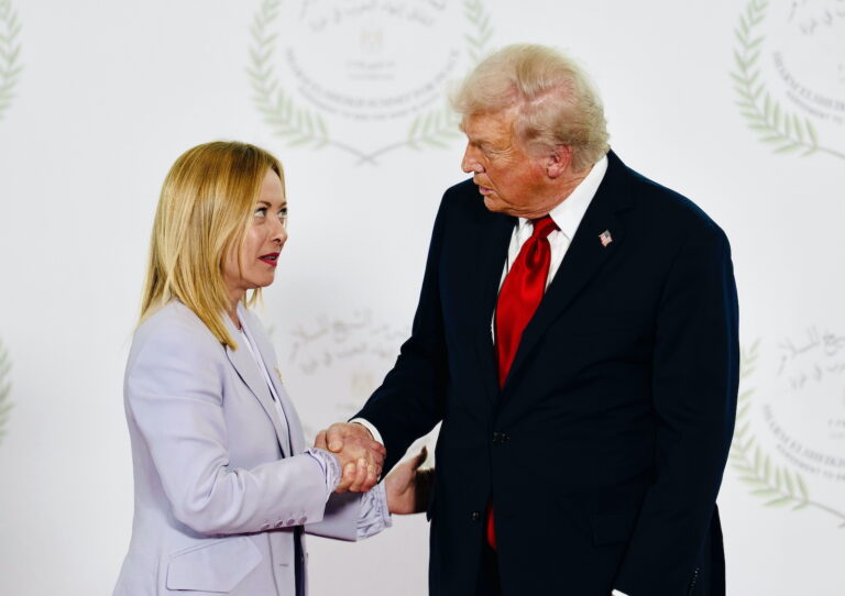 Trump rispetta i leader forti, il rapporto con Meloni ne uscirà ...